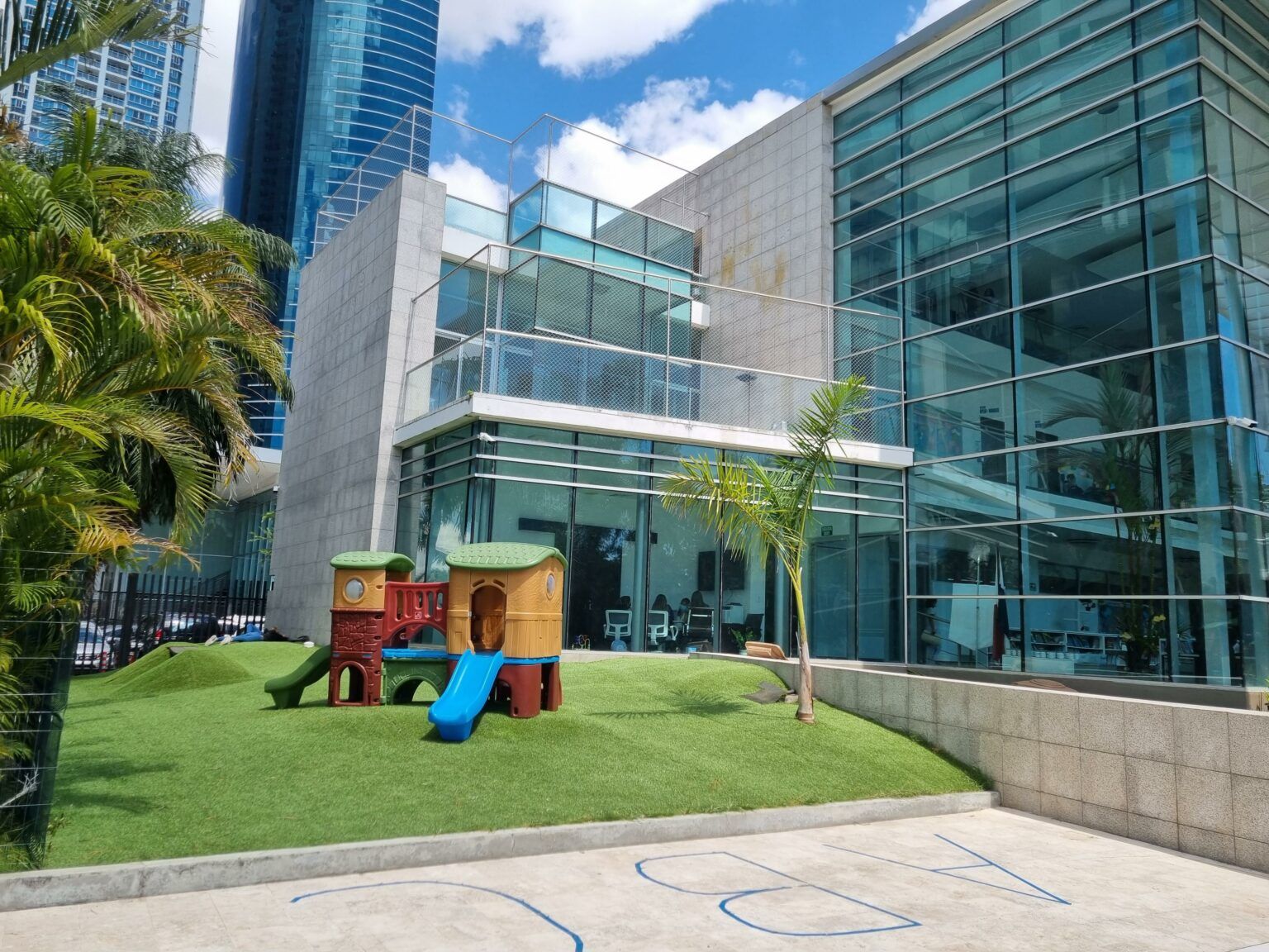 Who we are - Boston School International - International School in Panama